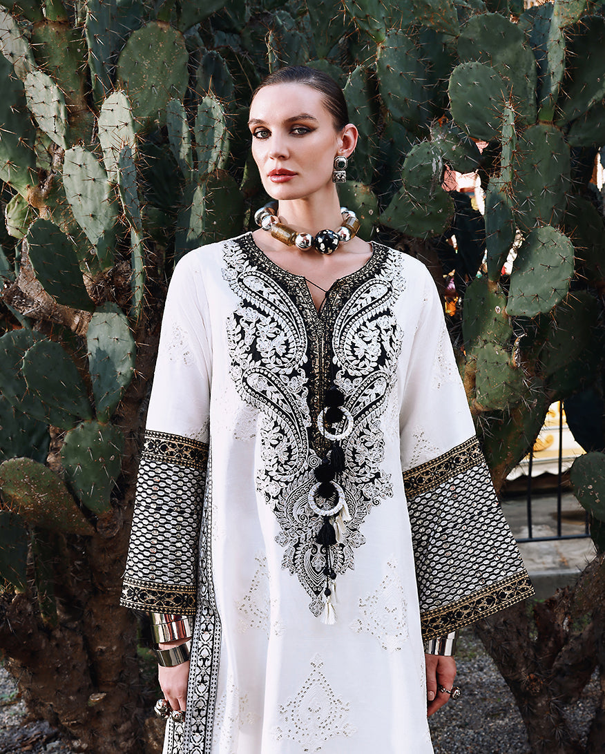 Gillian – Mushq International