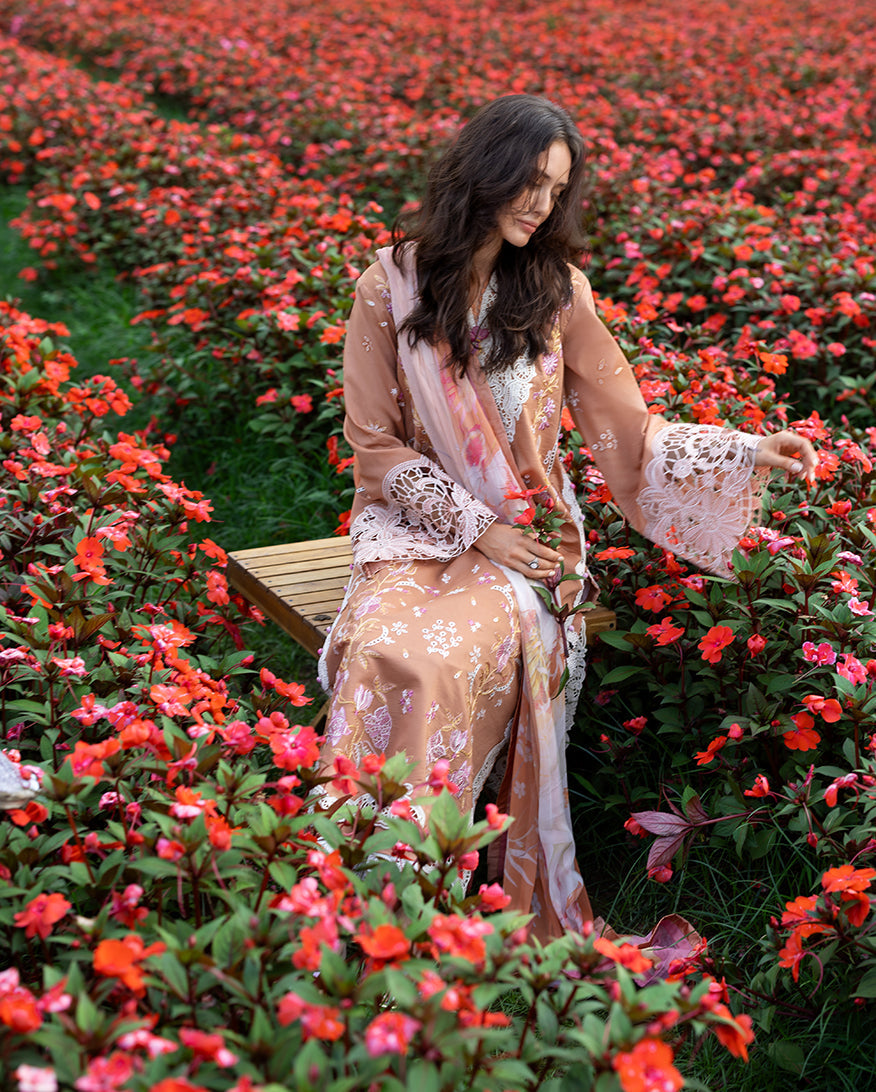 Rosette Reverie – Mushq International